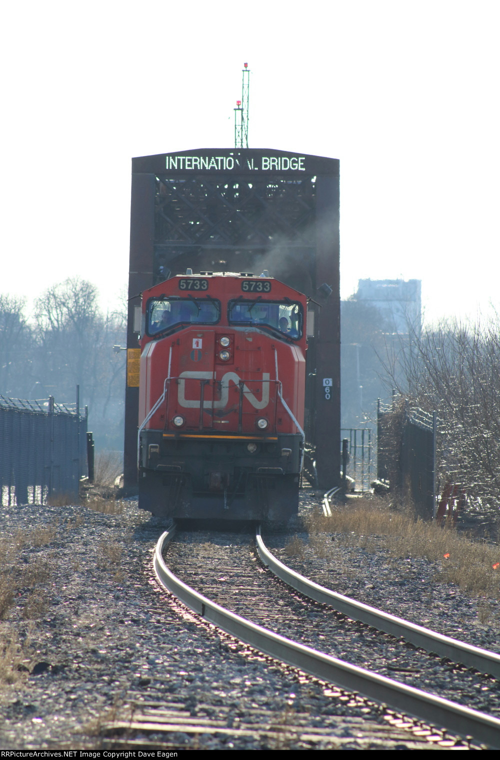 CN 5733